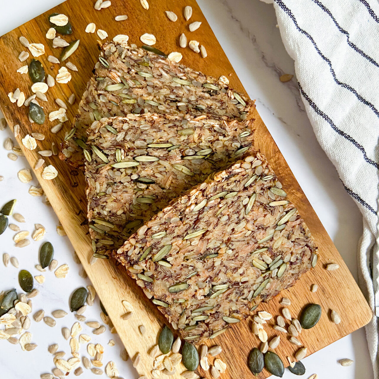 Kraftkornbrot (Life Changing Bread) - das Brot ohne Mehl, ohne Hefe ...